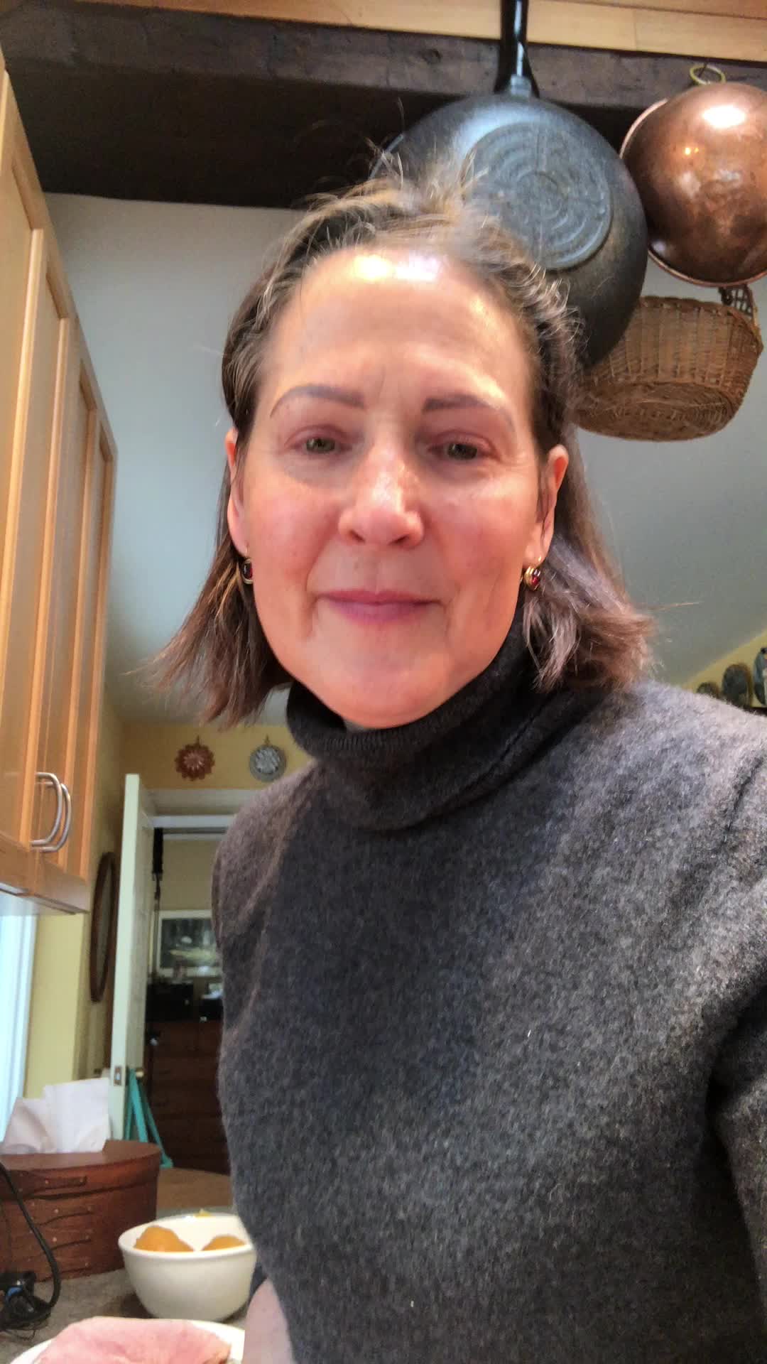 Shared post - HOW TO: Roll A Blob Of Dough Into A Tight Ball