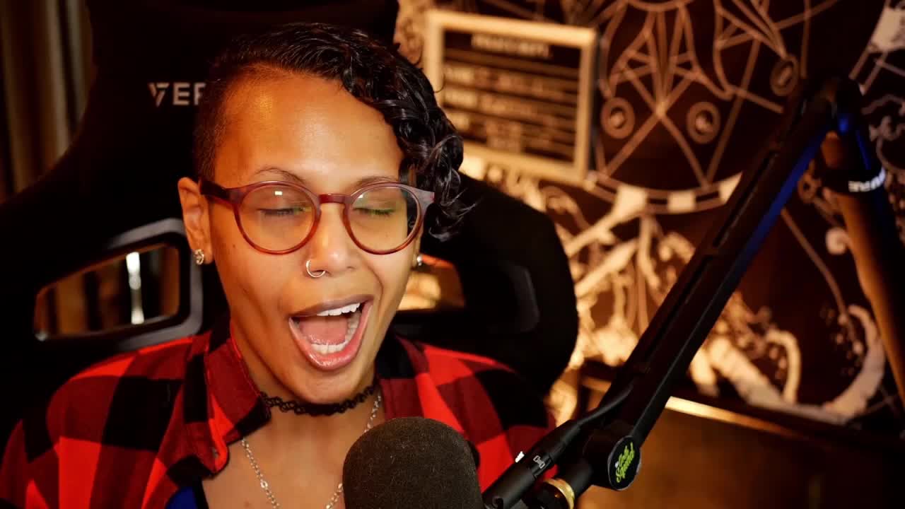 Shared post - Gothix reads your comments #1