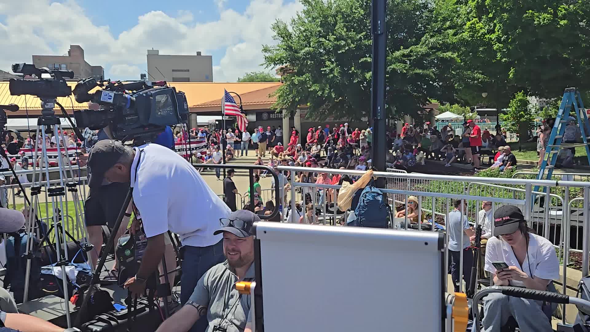 Shared post - CROWD AND BEHIND THE SCENE SHOT TRUMP RALLY RACINE WI