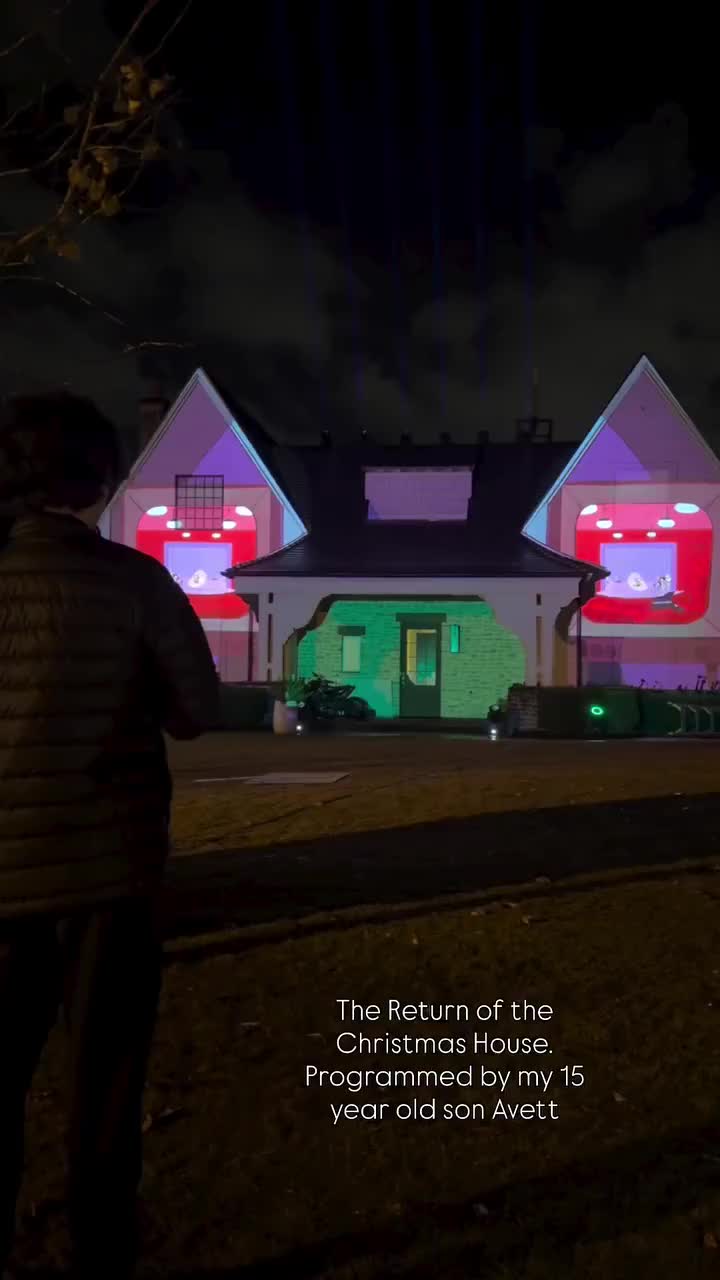 Shared post - Christmas Light Show